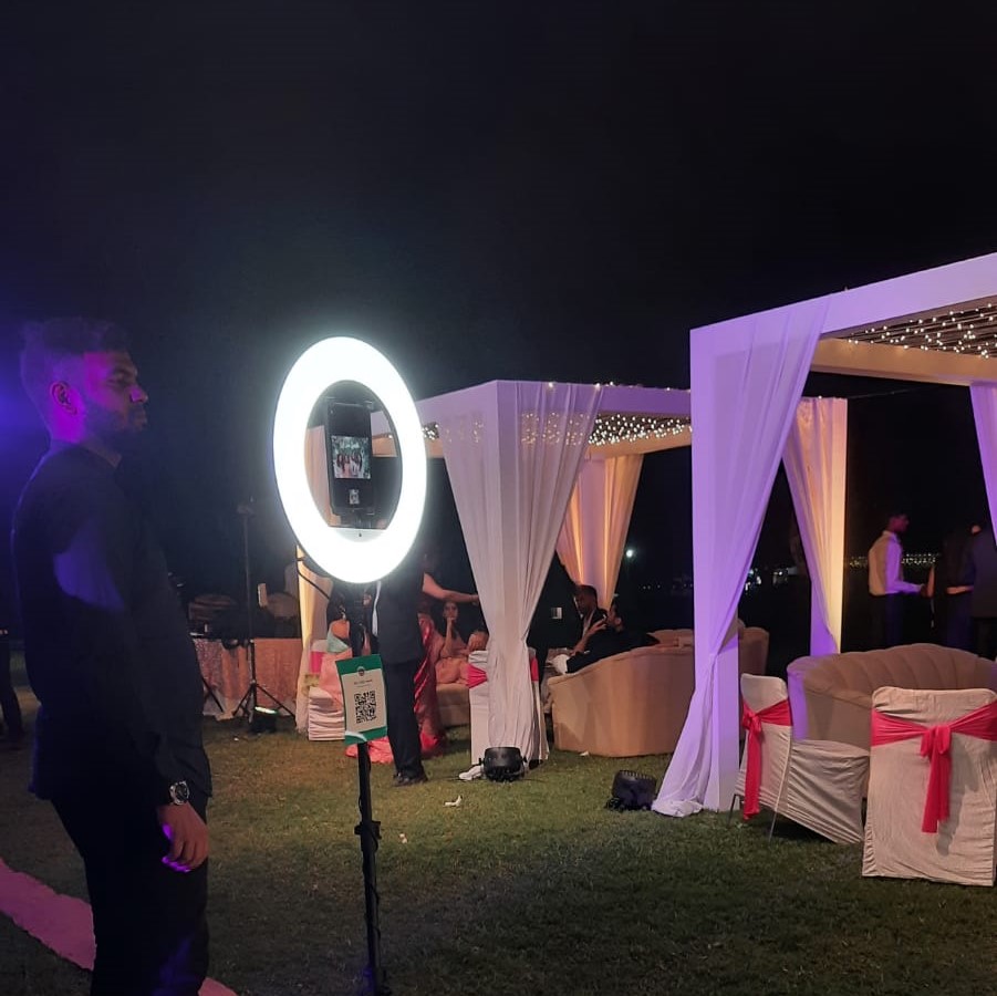 Ring Booth | PhotoboothGoa